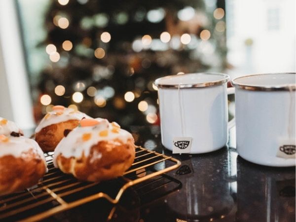 Christmas Snowman Iced Buns – Small & Wild